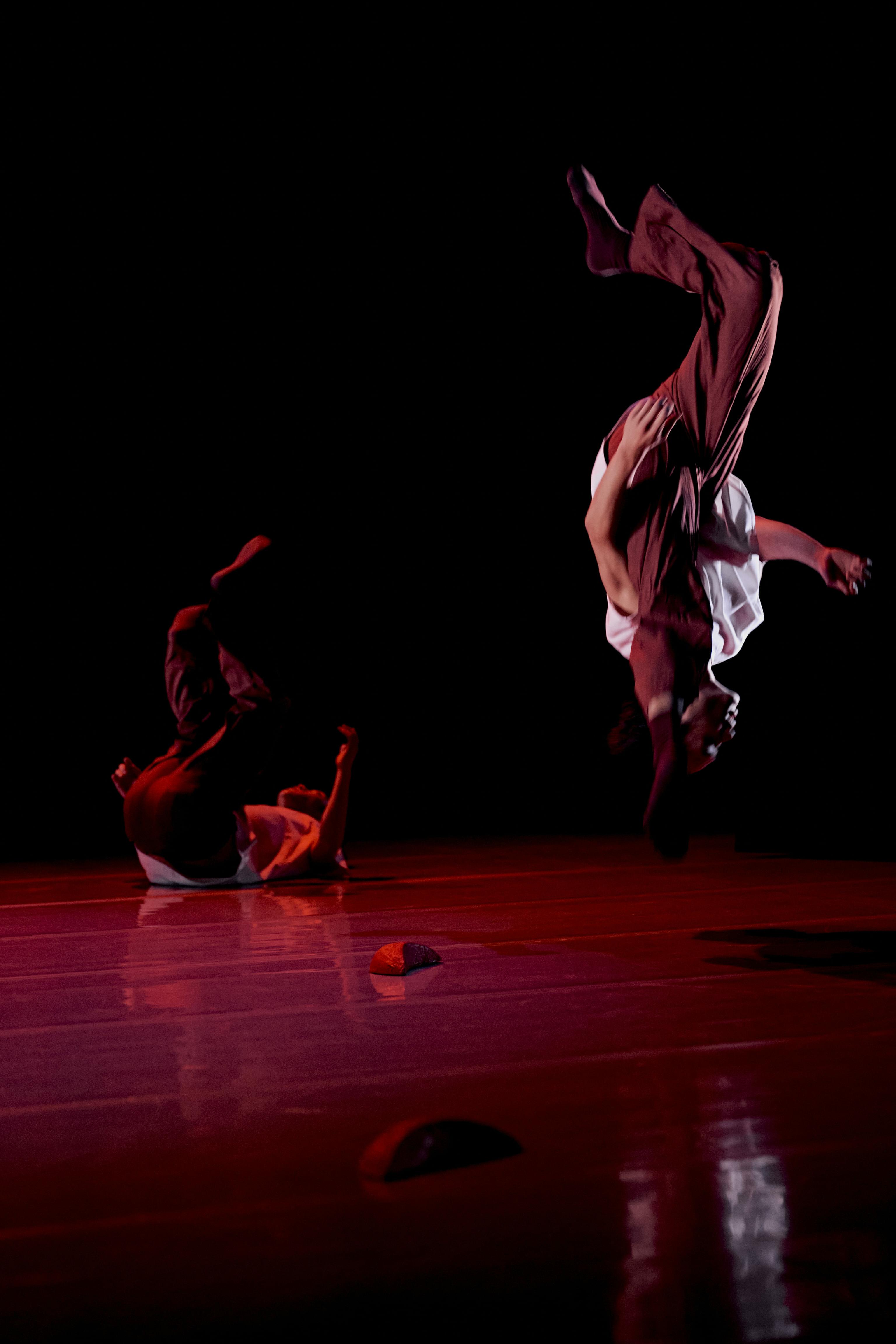 《搏筊Pua̍h-Pue》— 機率還是天啓？"Pua̍h-pue"—Divination Blocks？ - NUITBLANCHE